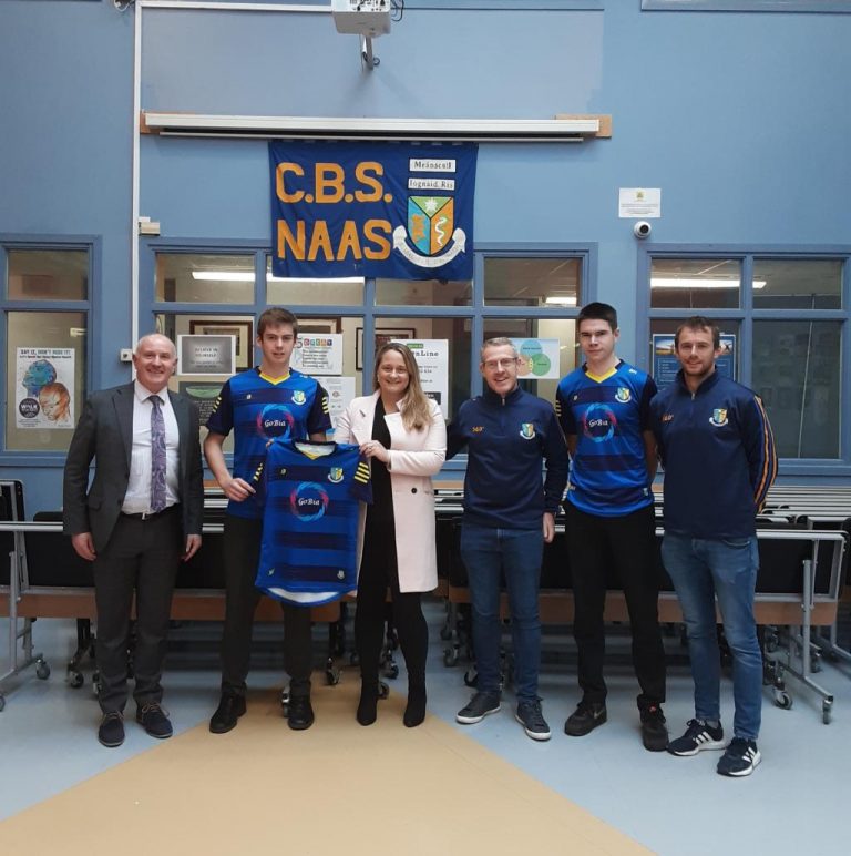 Presentation of Sponsored Training Jerseys for Junior and Senior ...
